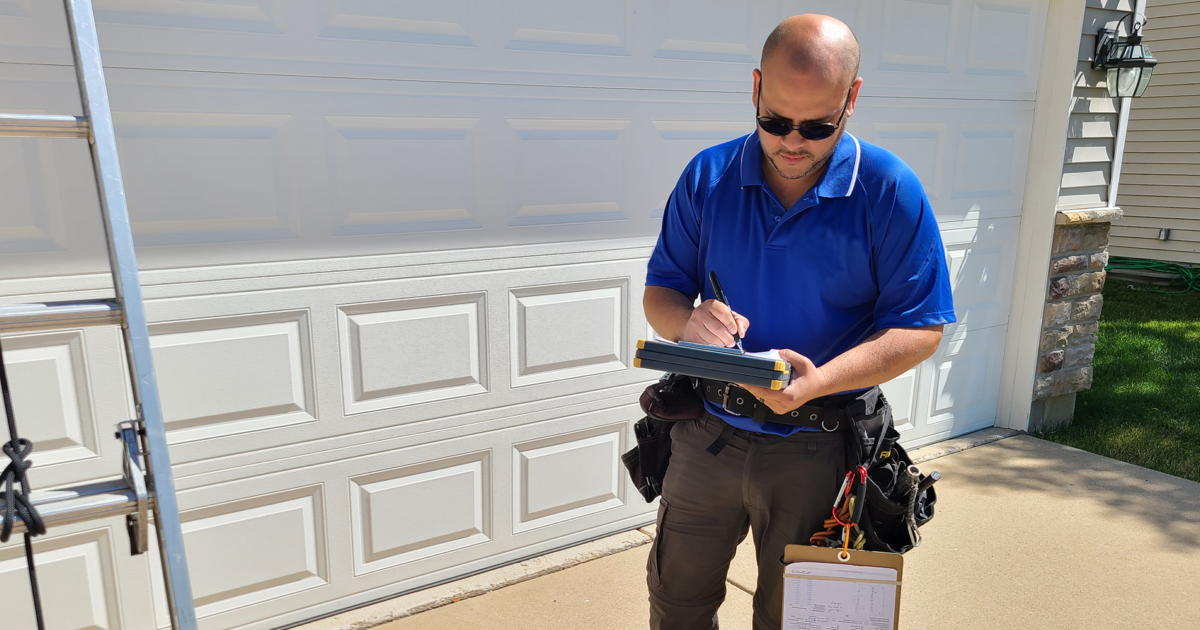 Adjuster spotlight — John Luna | Crawford Blog